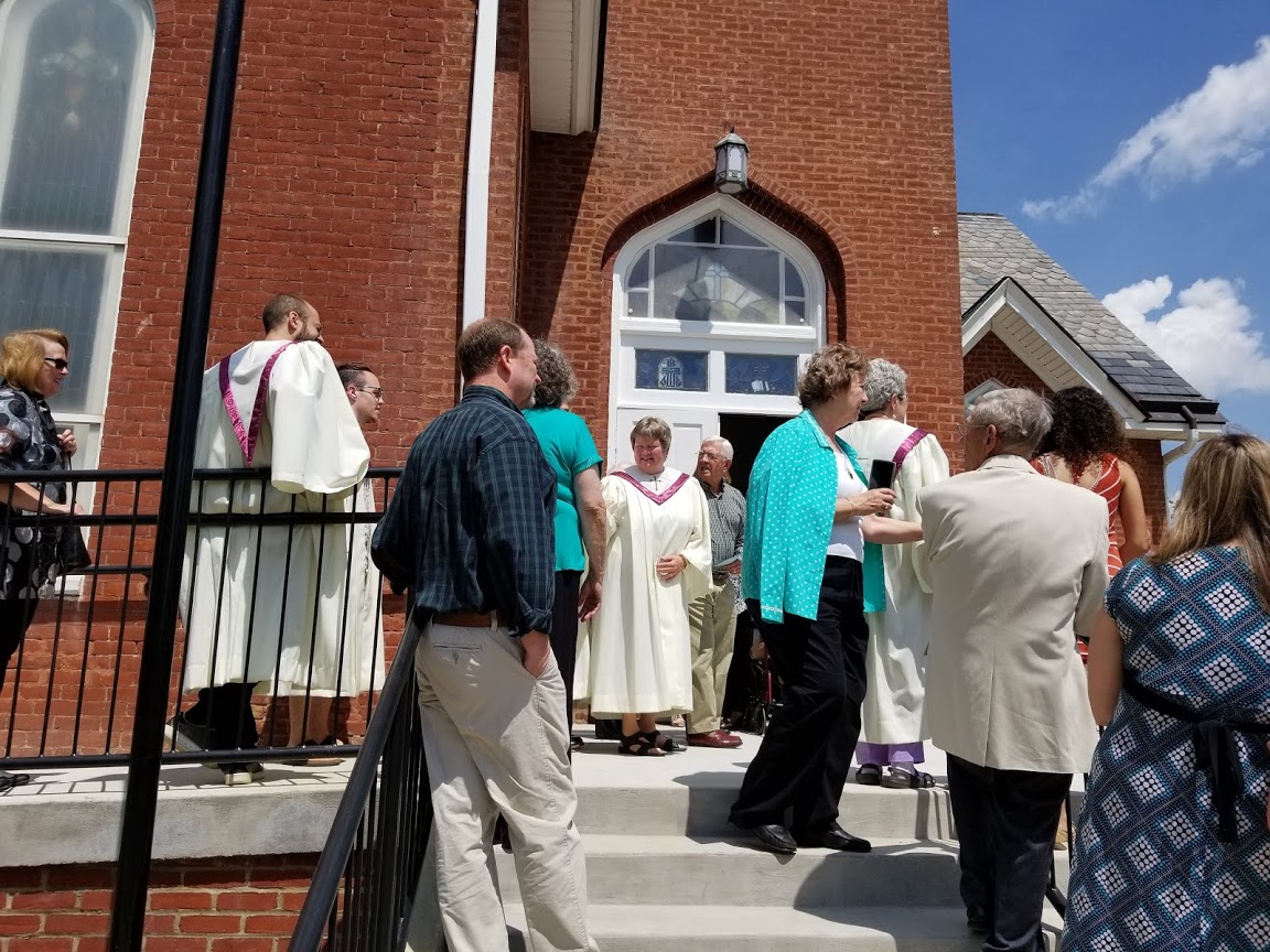 Church Services - Photos - The Presbyterian Church of Radford